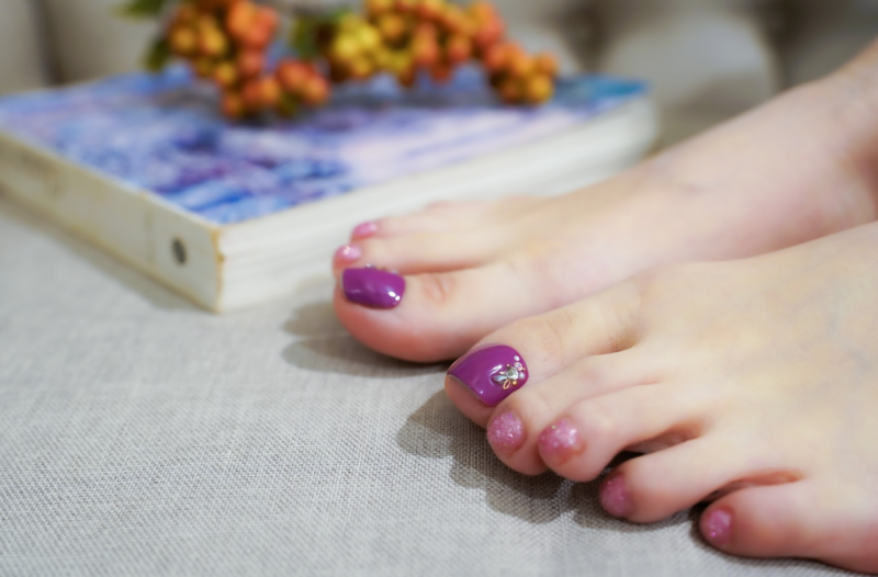 【必見！激安フットジェルネイル】年間たった4000円だけでサロンのネイルを楽しむ方法 | ZEROGEL BLOG